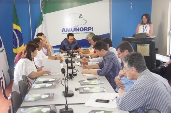 Prefeitura Municipal de Jacarezinho - PR