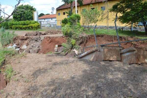 Prefeitura Municipal de Jacarezinho - PR