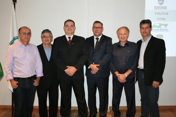 Prefeitura Municipal de Jacarezinho - PR